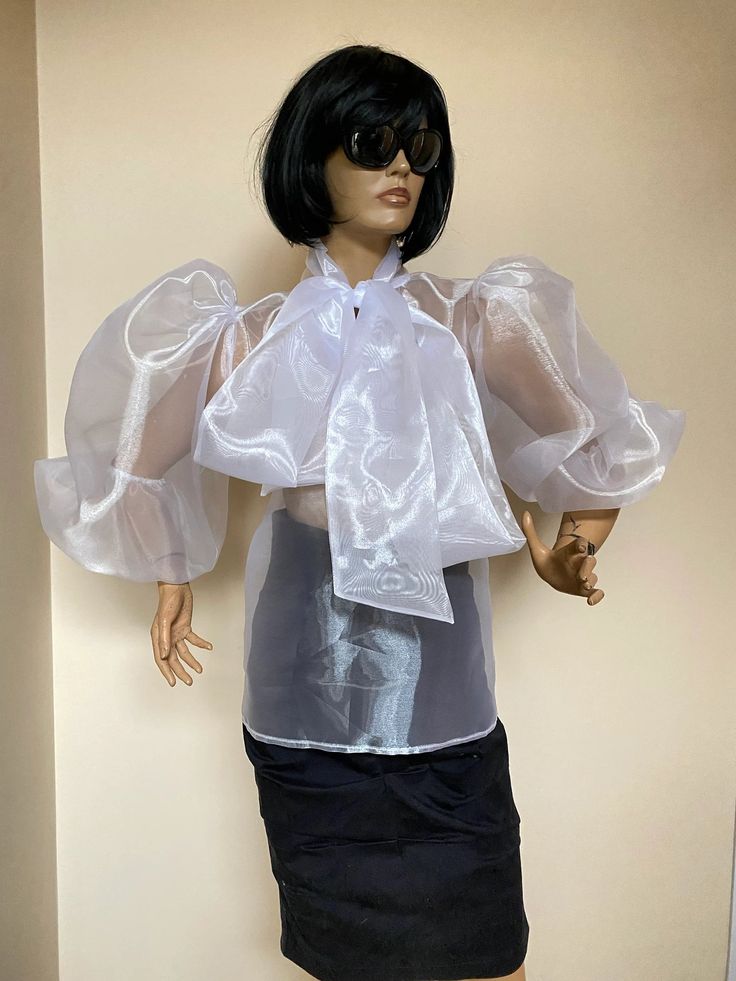 Into the Wendyhouse: sissy stories and drawings by Prim of cross ...